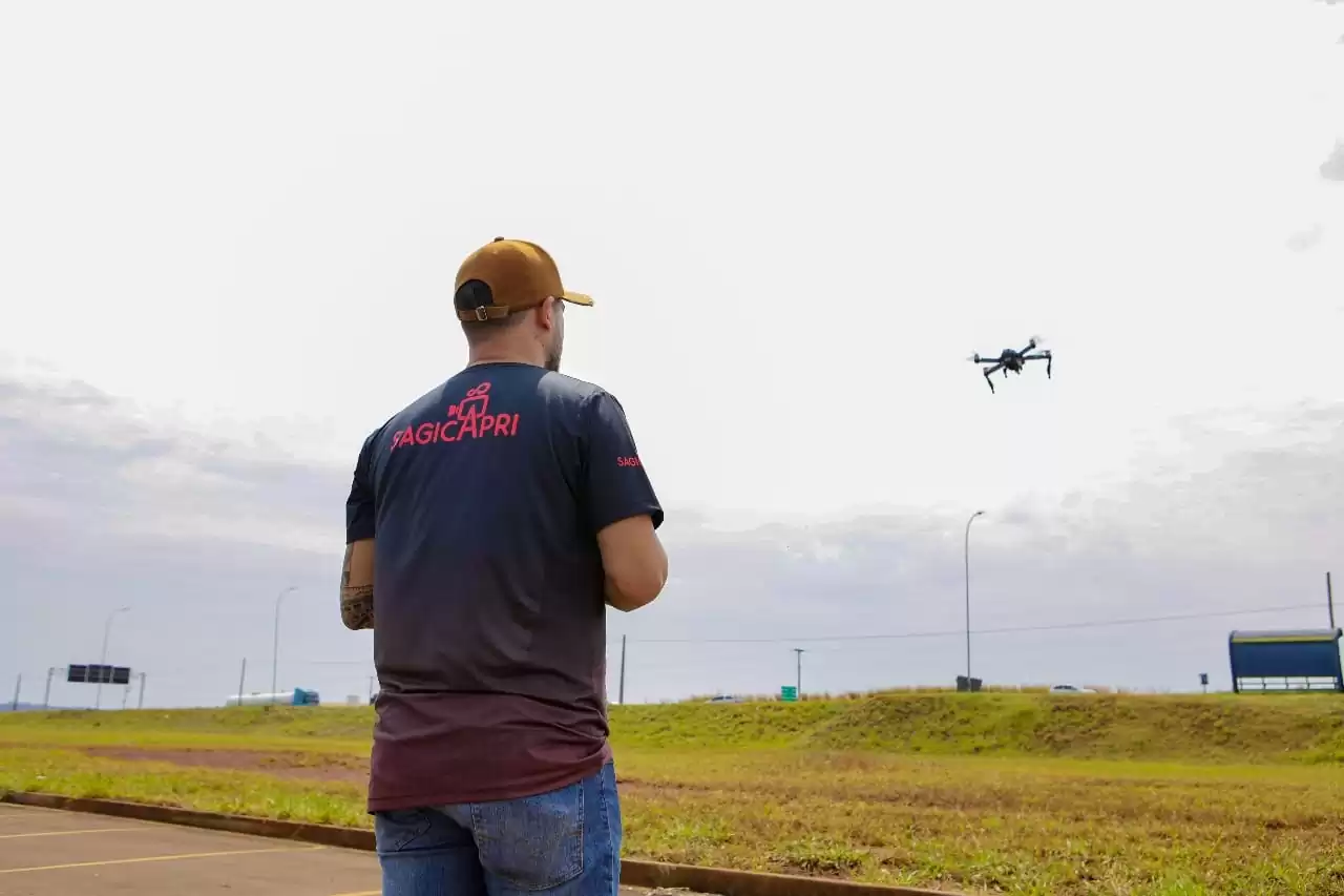 Filmagem com drone 24 horas em Praia Grande - Sagicapri Produtora